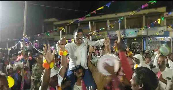 Hazaribagh News: "करमा पूजा हमारी संस्कृति की आत्मा है": विधायक रोशन ...